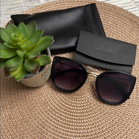 Quay Australia | Accessories | Quay Flat Out Cat Eye Sunglasses Black ...